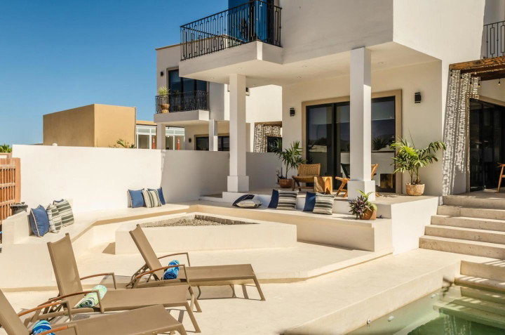 Casa Gallo, Heated Pool, Exclusive Beach & Great Location - Cabo San Lucas