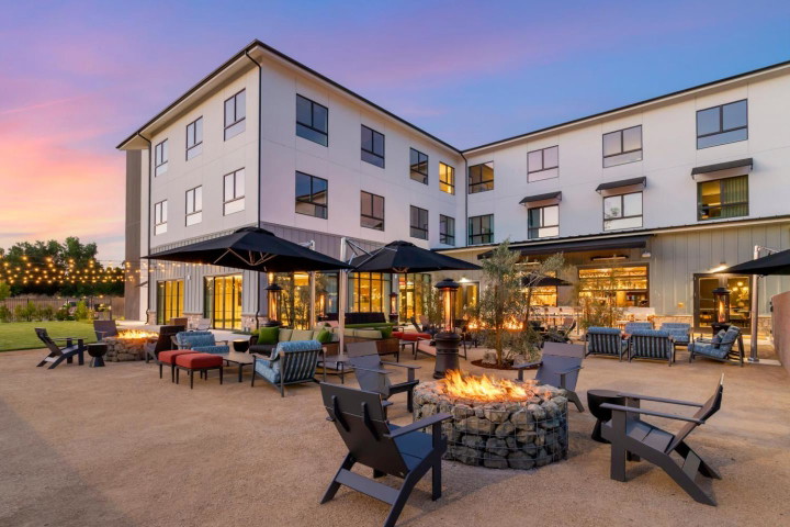 Cambria Hotel Templeton - Paso Robles - California