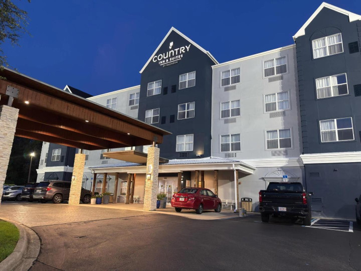 Country Inn & Suites By Radisson, Tallahassee-university Area, Fl - Tallahassee, FL