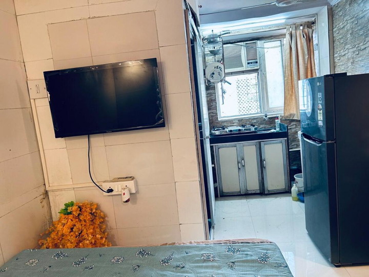 Den Studio Near Carter Sea - Mumbai