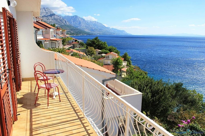Apartment In Pisak With Sea View, Balcony, Air Conditioning, Wi-fi (4722-4) - Brela