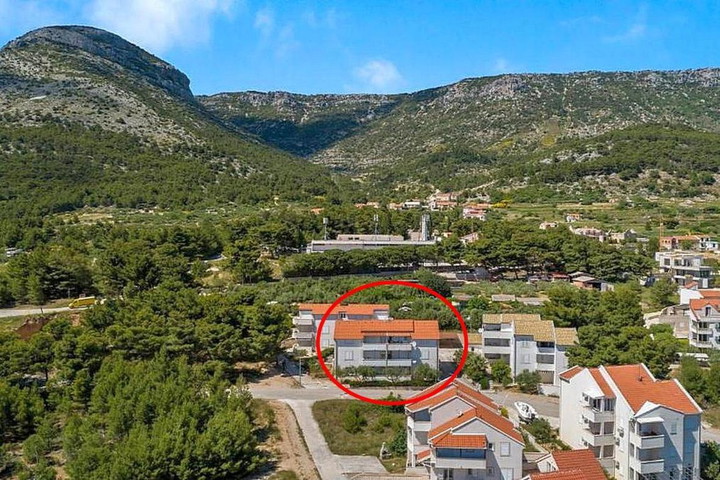 Apartments With Parking Space Bol, Brac - 20004 - Stari Grad