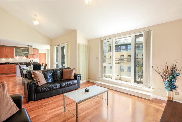 Britannia Penthouse - Edinburgh