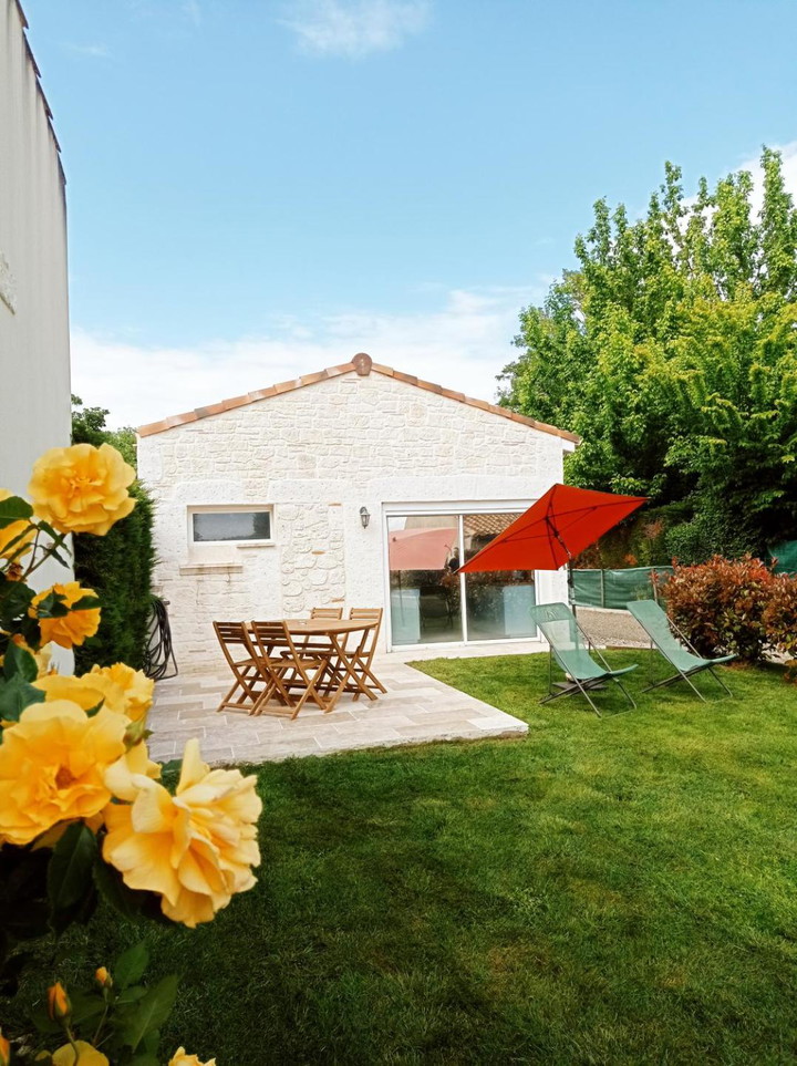 Charmant Gîte Indépendant 2 à 4 Personnes, Au Calme, Serviettes & Draps Fournis, Wifi, Climatisation, Parking Gratuit - Nérac
