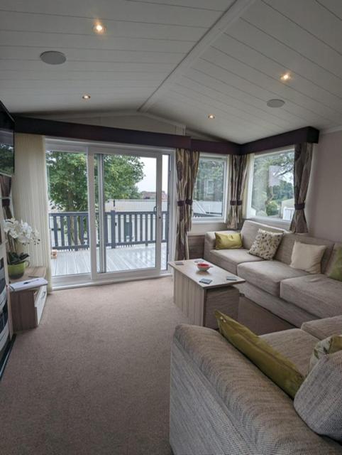 Beautiful Lodge On Shorefield Country Park On Edge Of New Forest Entertainment And Leisure Passes Included - Brockenhurst