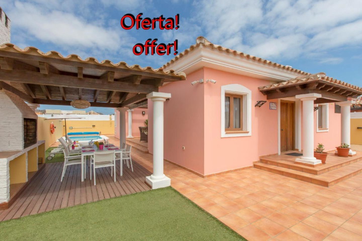 Villa Bella Lucia 1. Piscina Climatizada, Wifi, Bbq. - Corralejo
