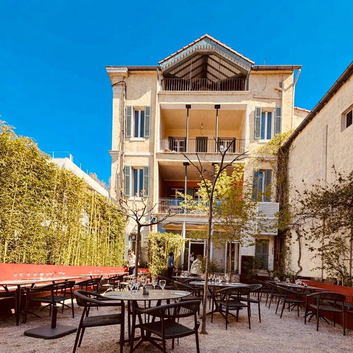 Le Domino Chambres D'hôtes Et Restaurant - Var