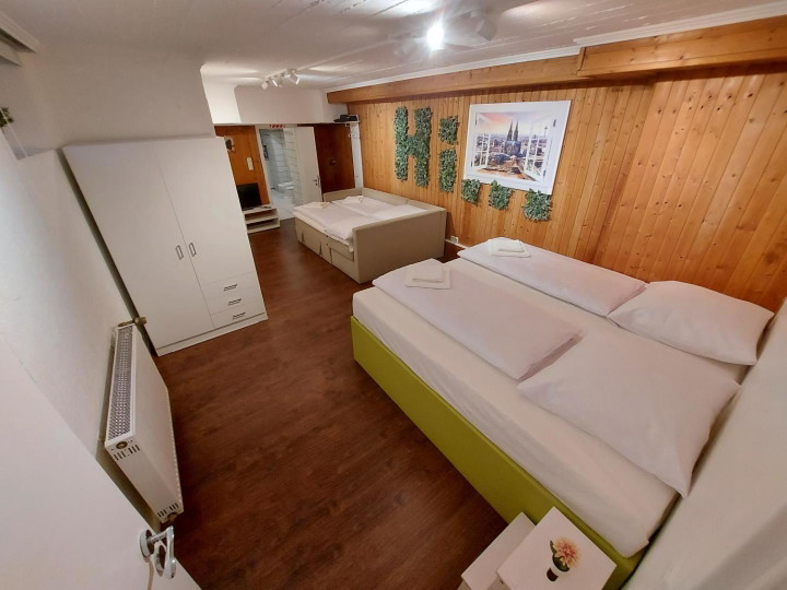 Basement Apartment - Cologne