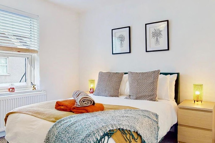 Charming Victorian Terrace House Quick Walk To Station - Dartford