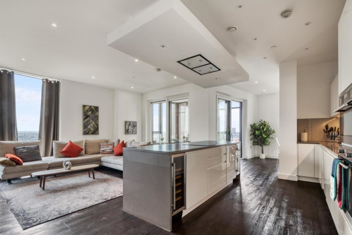 Stunning 360º View Luxurious Penthouse - London