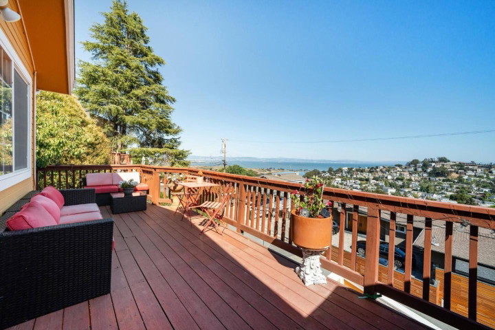 San Francisco Bella Vista Views - San Mateo, CA