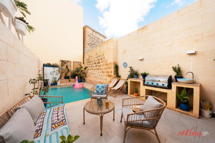 Chic Townhouse With Private Pool & Bbq In Gozo - Malta