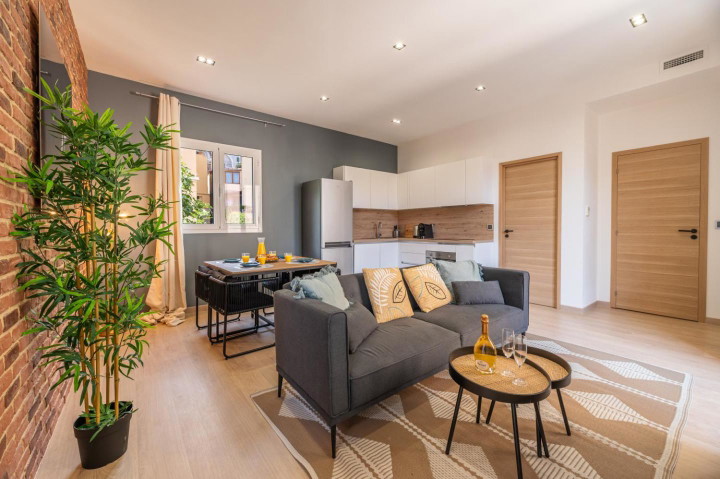 Superbe Appartement Avec Balcon Proche Monaco - Monte Carlo