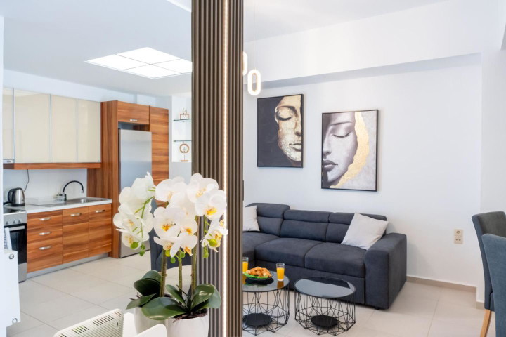 Glamorous Apartment Near Centre - Heraklion