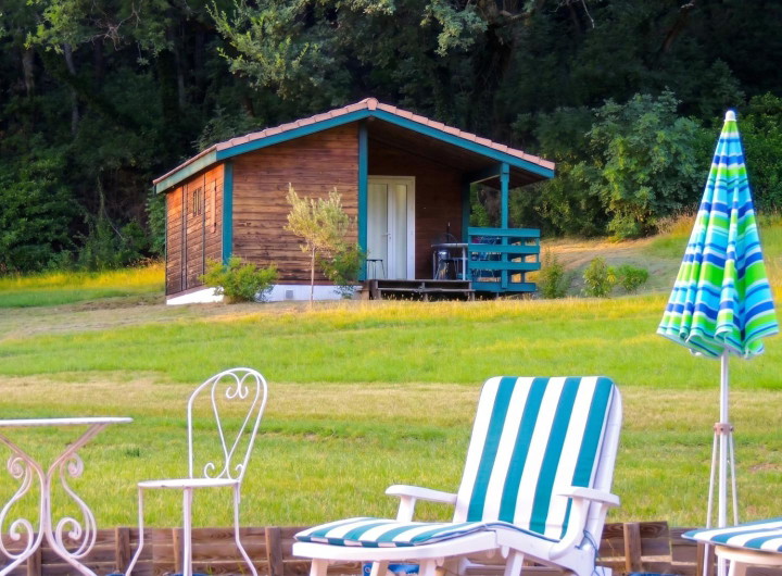 Chalet Confortable Aux Tourettes Avec Piscine Partagée - Drôme