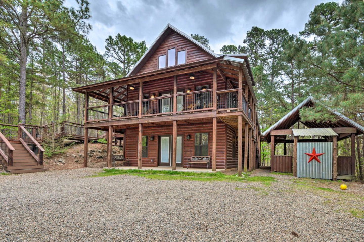 Southern Hills Cabin Near Beavers Bend State Park! - Broken Bow, OK