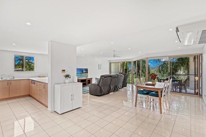 The Crabpot - Airlie Beach