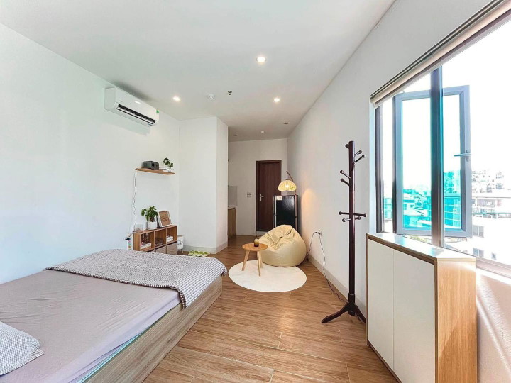 Light Home Memoirist - Hanoi