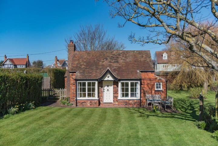 The Nest By Bloom Stays - Dymchurch