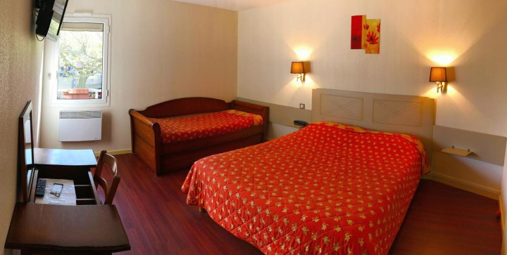 Logis Hotels - Hôtel Et Restaurant De La Montagne Noire - Revel