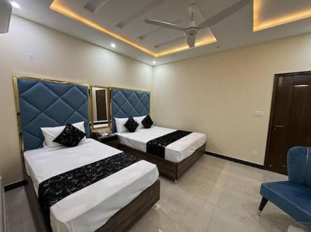 Pearl Galaxy Family Guest House - Karachi