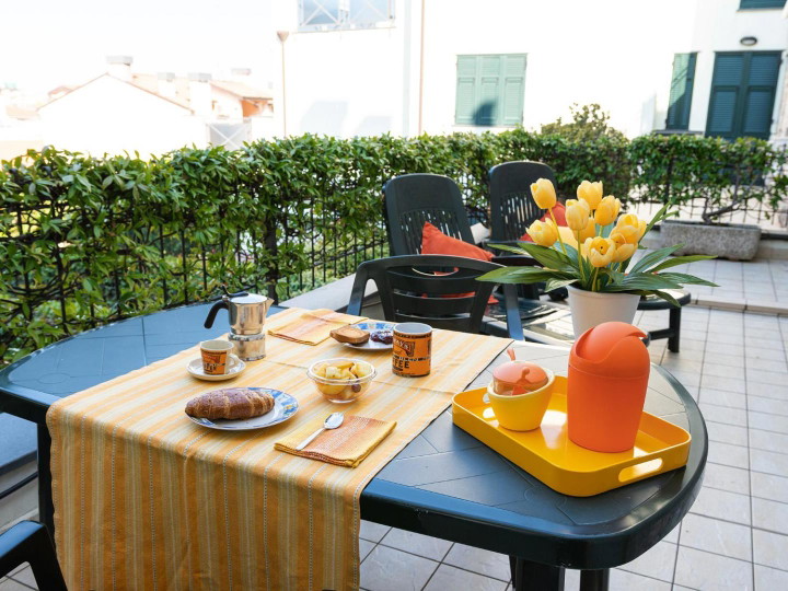 Terrazza Del Gelsomino With Terrace And Open View - Albenga
