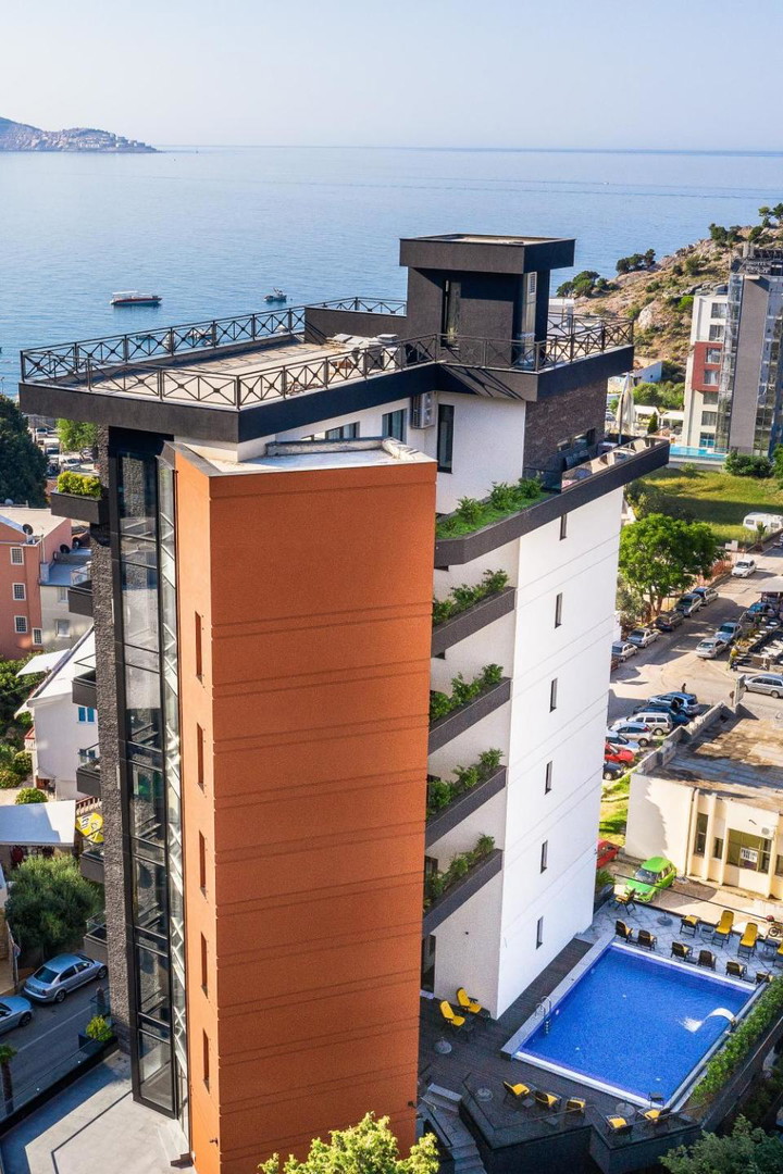 Hotel Del Medio - Montenegro