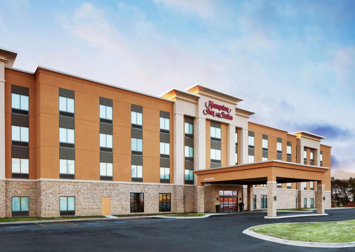 Hampton Inn & Suites Chicago/waukegan - North Chicago, IL