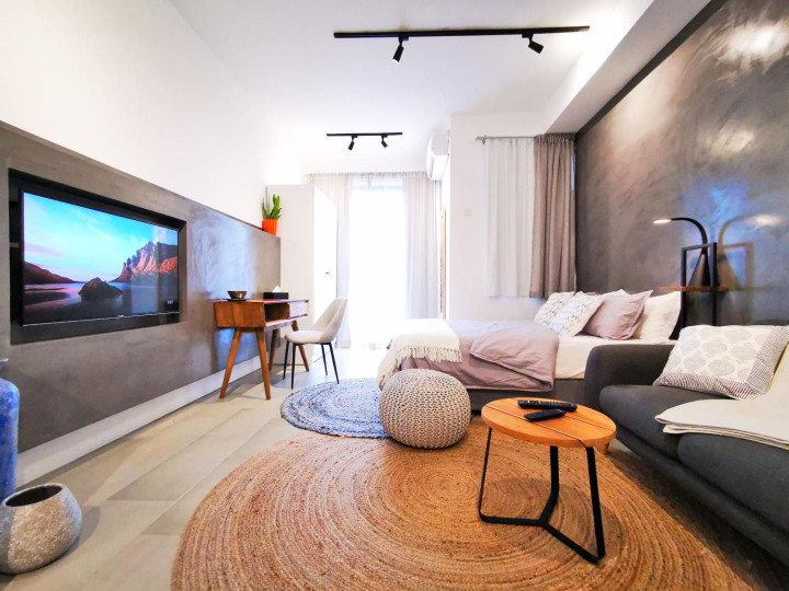 Avya's Studio 317, Ebene Square, Ebene - Port Louis