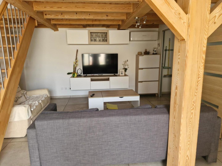 Petite Maison Meublée Entre Avignon Et Carpentras - Vedène