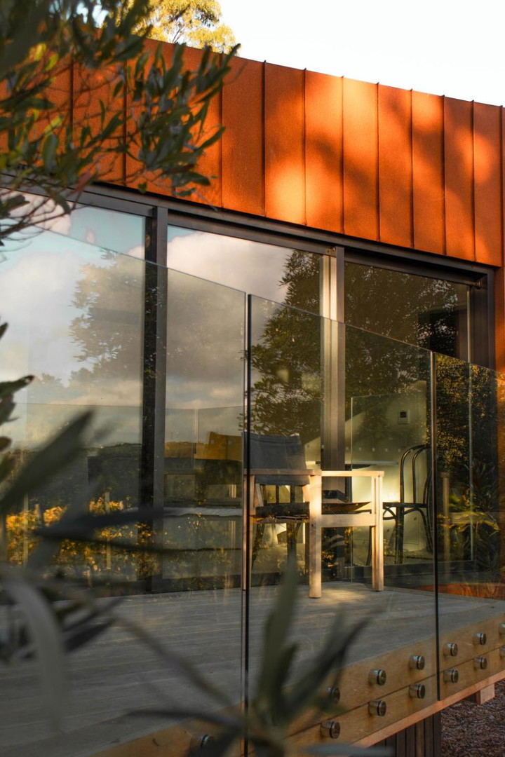 Tussock Hill Vineyard Retreats - Christchurch