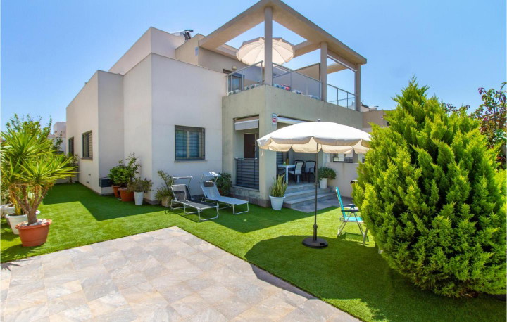 Huis Aan Het Strand In Torrevieja - Torrevieja