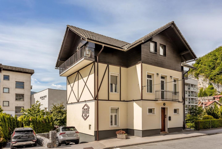 Guest House The Hive - Radovljica