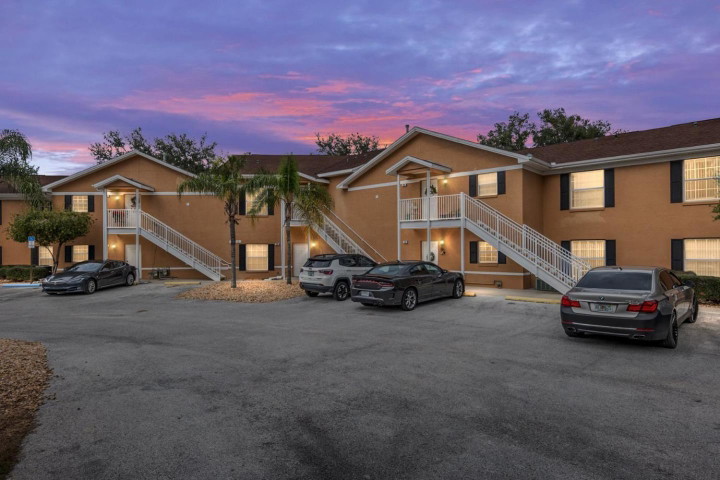 Condominium At Lakeside Golf & Cc - Unit 104 Apts - Florida