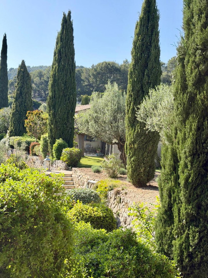 Chambres Et Tables D'hôtes , Spa Et Séjour Bien êTre , Le Clos De La Chèvre Sud - Bandol
