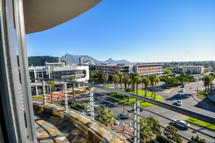 Colosseum Hotel - Parklands