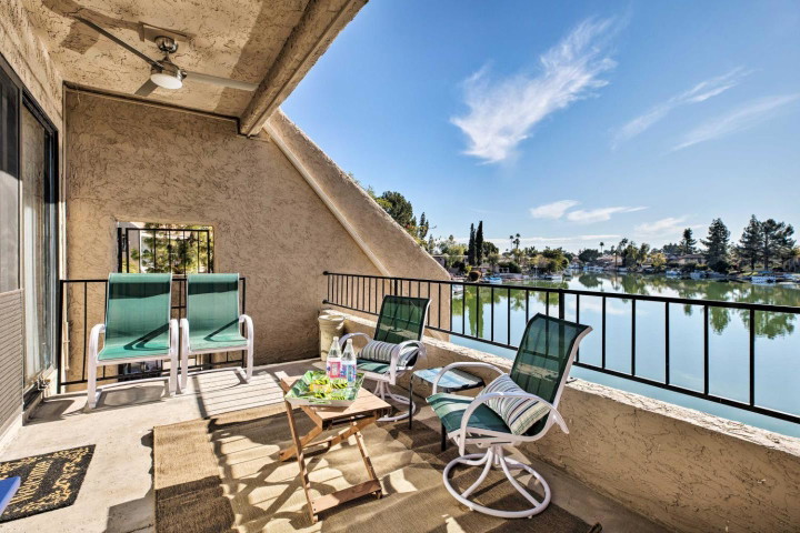 4 Mi To Asu: Lake-view Condo W/ Patio, Pool Access - Arizona