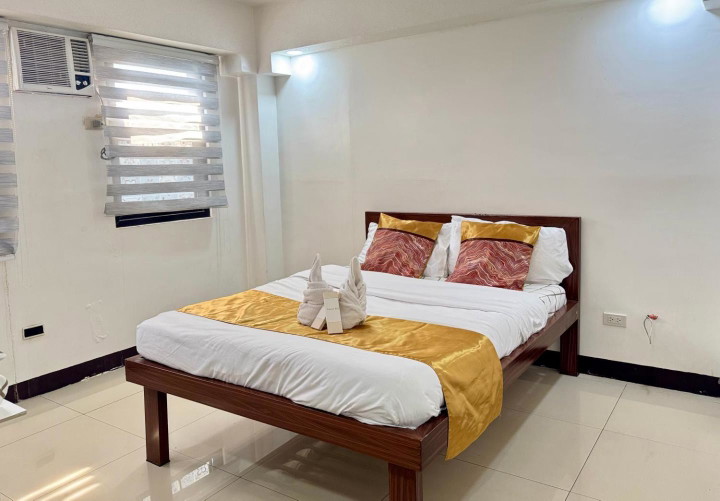 Deby Hotel - Ortigas Center
