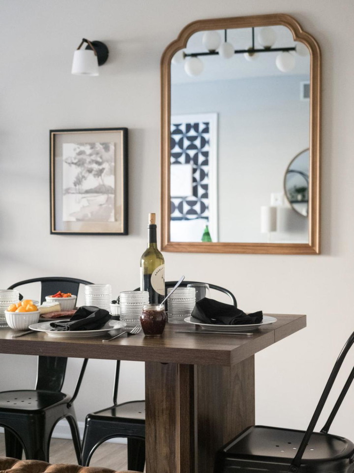 Modern Oasis Sleeps 8 With King Bed In Prime Location - Alexandria, VA