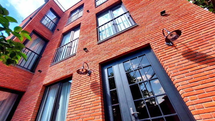 Falcon Boutique Hotel - Tbilisi