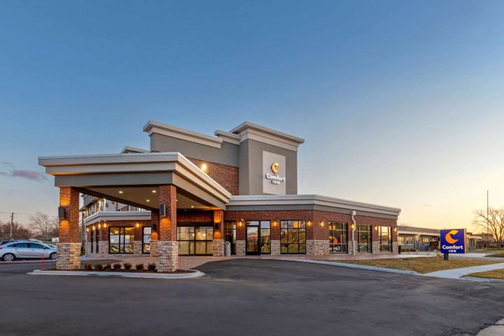 Comfort Inn Detroit - Troy - Bloomfield Hills, MI