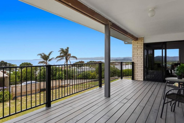 Kate And Harry's - Waiotahe - Ōhope