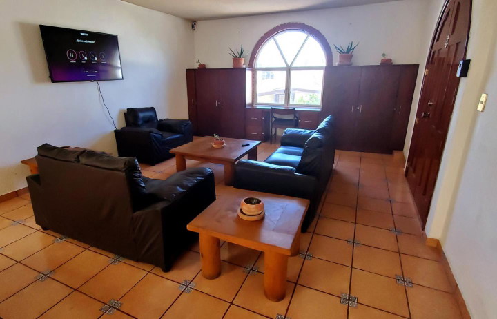 Casa La Feria - Alojamiento Amplio Y Centrico Para Hasta 26 Personas, A Pasos De La Feria - Aguascalientes