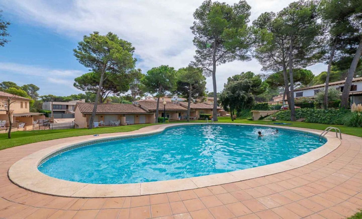 Apartment In Pals - Costa Brava 45885 - Begur