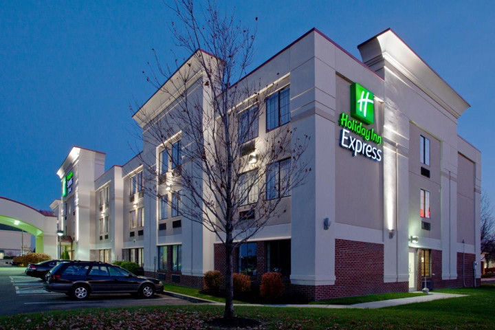 Holiday Inn Express Hotel & Suites Grove City By Ihg - Grove City, OH