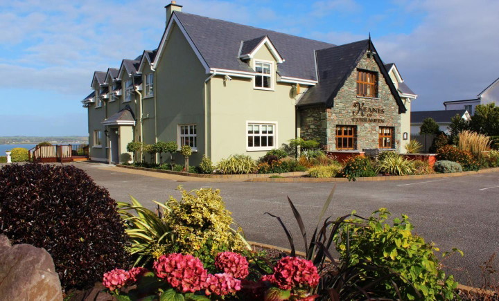 Keanes Of Curraheen, Bar, Restaurant & Accommodation - Irlande