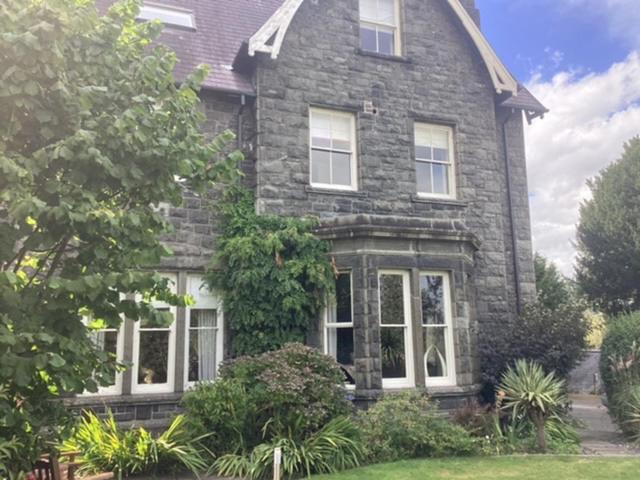 Brynffynnon Boutique Bed And Breakfast - ドルゲラウ