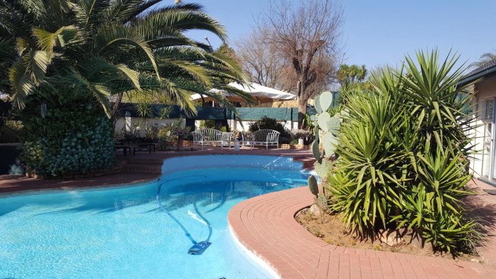 Sleep Eezy Cottages - Edenvale