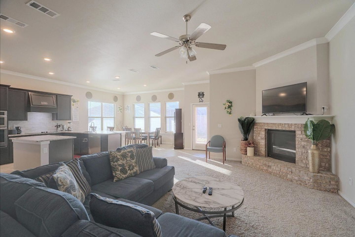 9 Mi To Dtwn! Odessa Home W/ Private Yard - Odessa, TX
