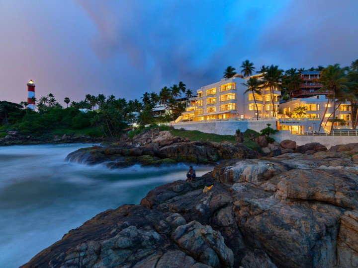 Rockholm At The Light House Beach - Kovalam